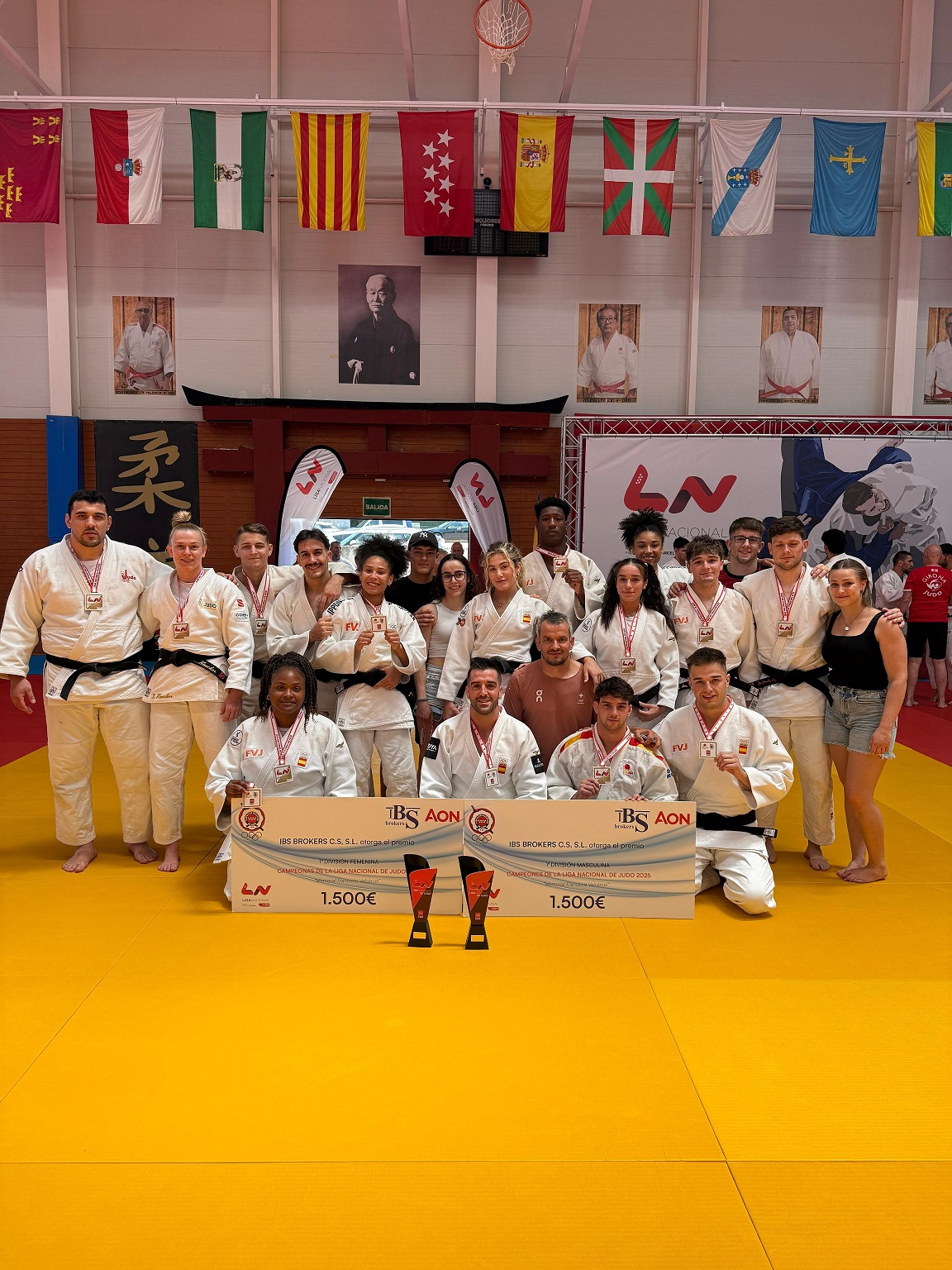 El Valencia Club de Judo logra otro doblete y conquista la Liga ...